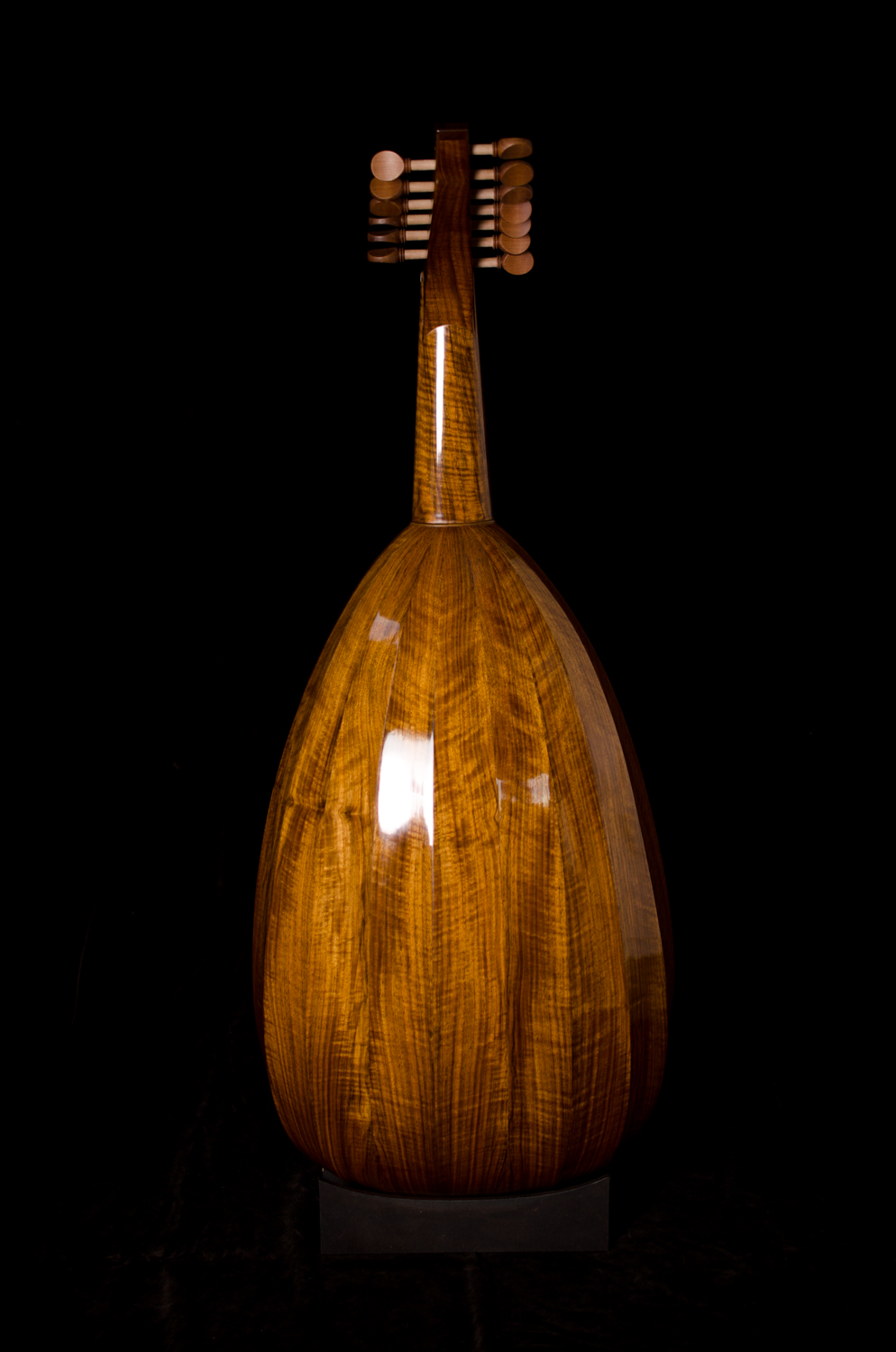 Stenzel Guitars & Ouds | Gallery