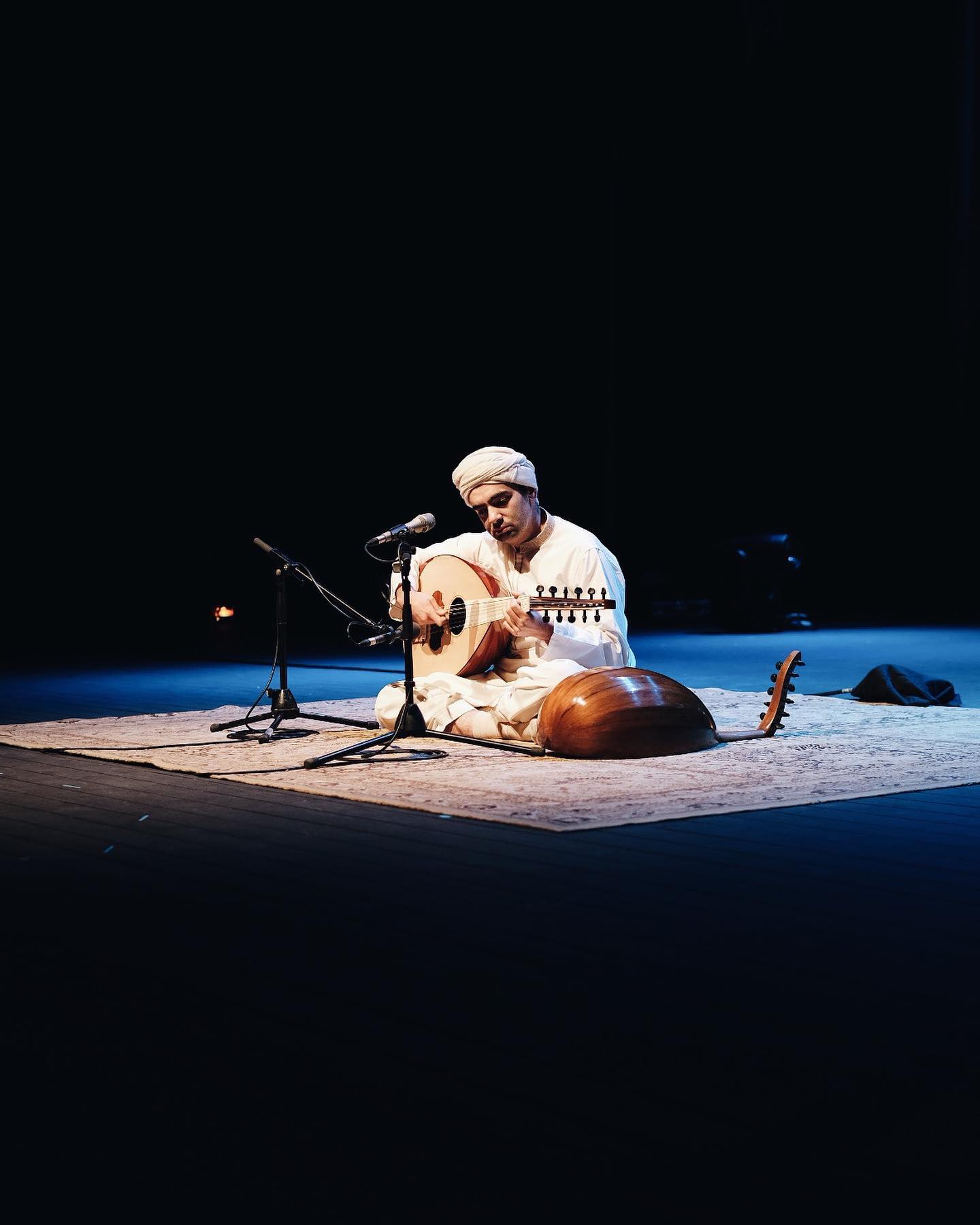 Stenzel Guitars & Ouds | Gallery